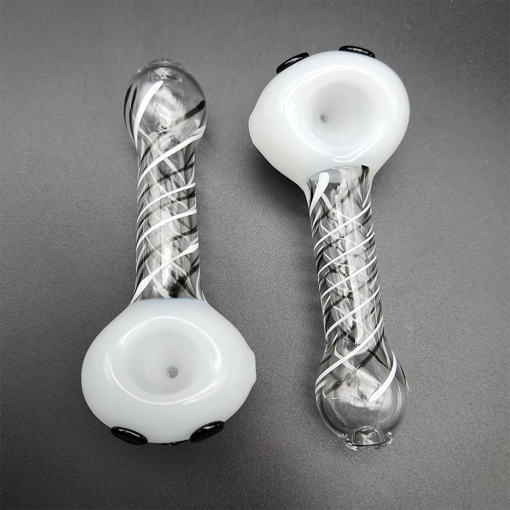 4" Halloween Skeleton Hand Pipe – INHALCO
